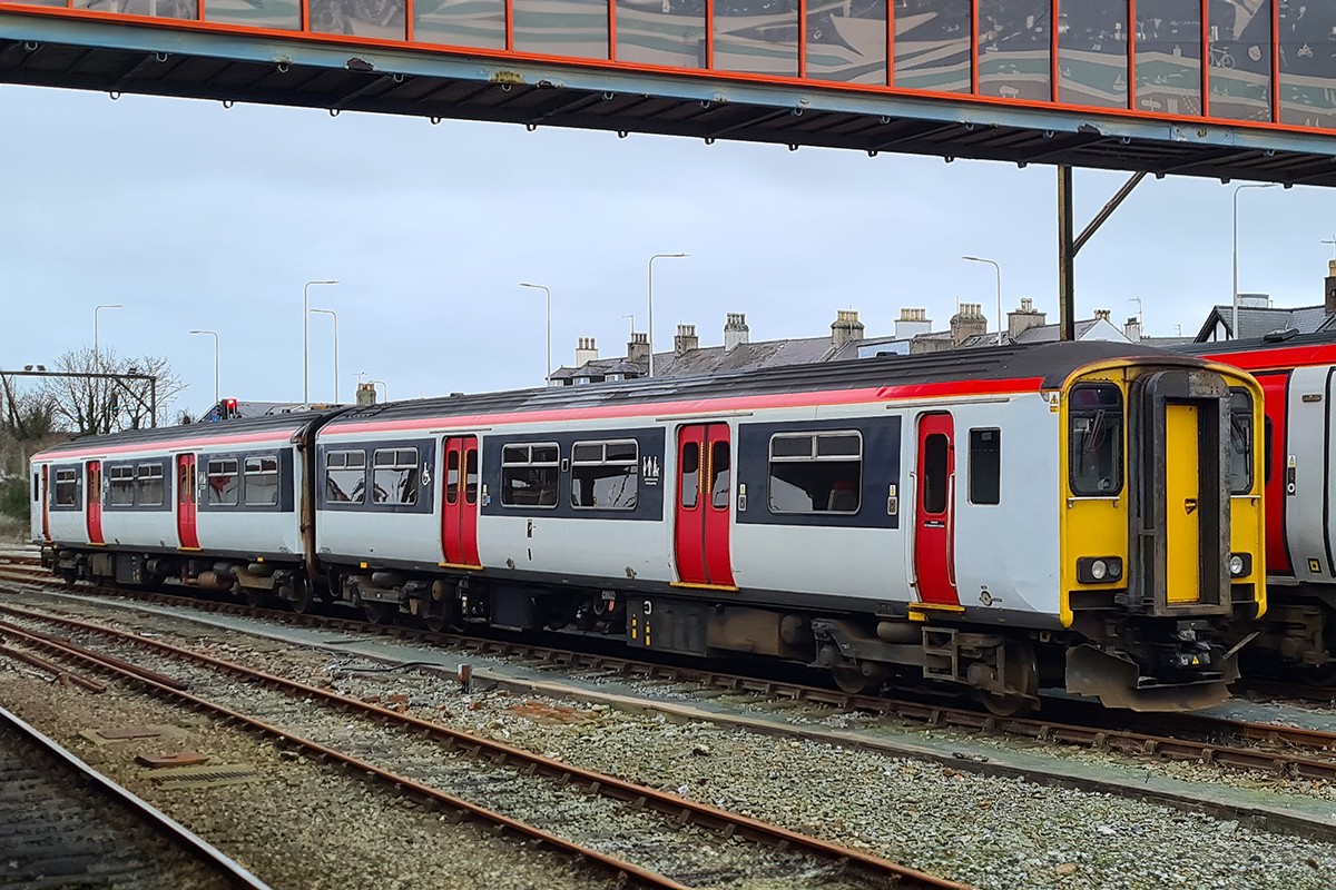 Standard gauge diesel multiple units (DMU) for sale